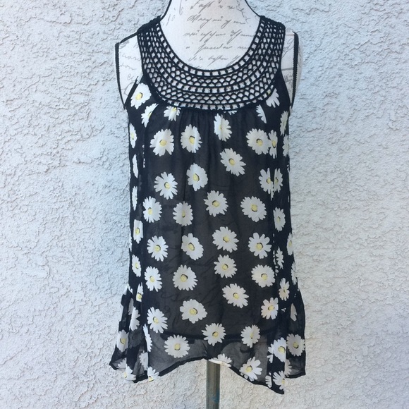 Forever 21 | Tops | F2 Sheer Daisy Floral Polka Dot Tunic Crochet ...
